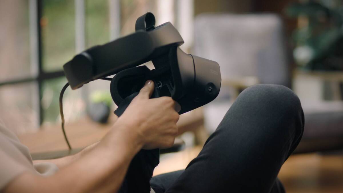 Oculus Set Up Tutorials - We Are Royale | Design-Driven Creative ...